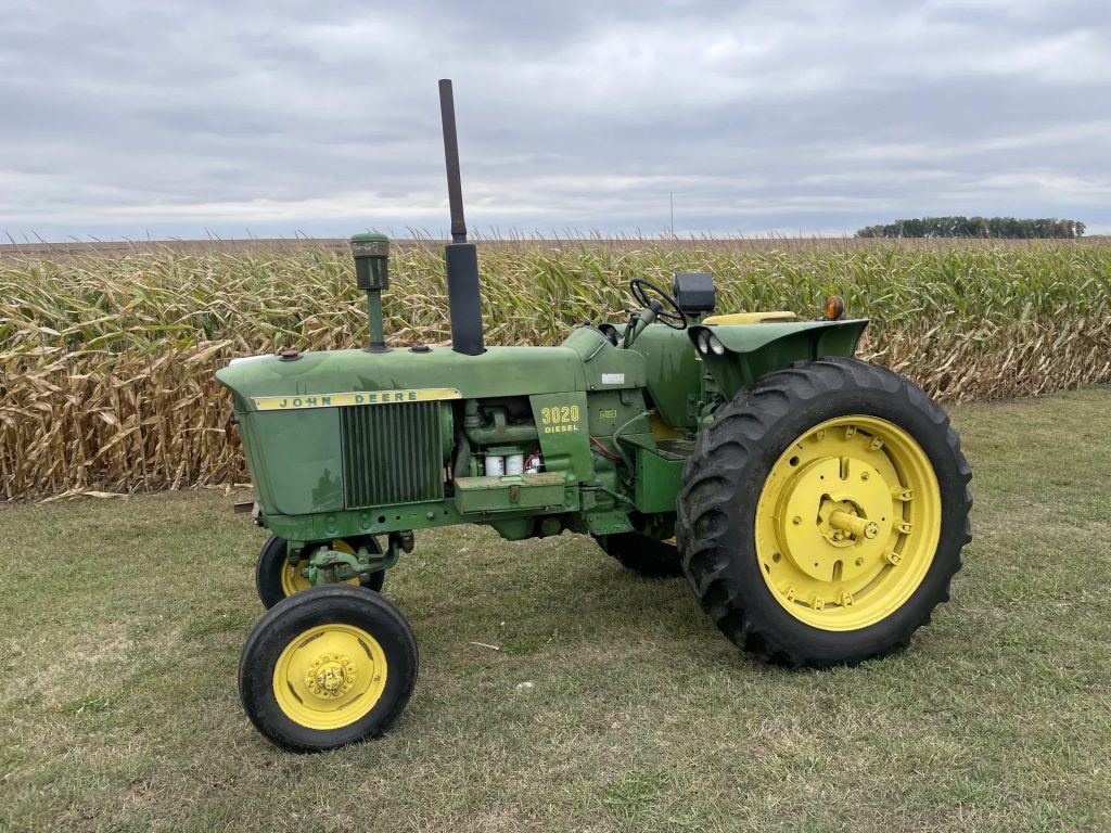Iowa Auction Group - Hofmeyer Retirement Farm Equipment Auction